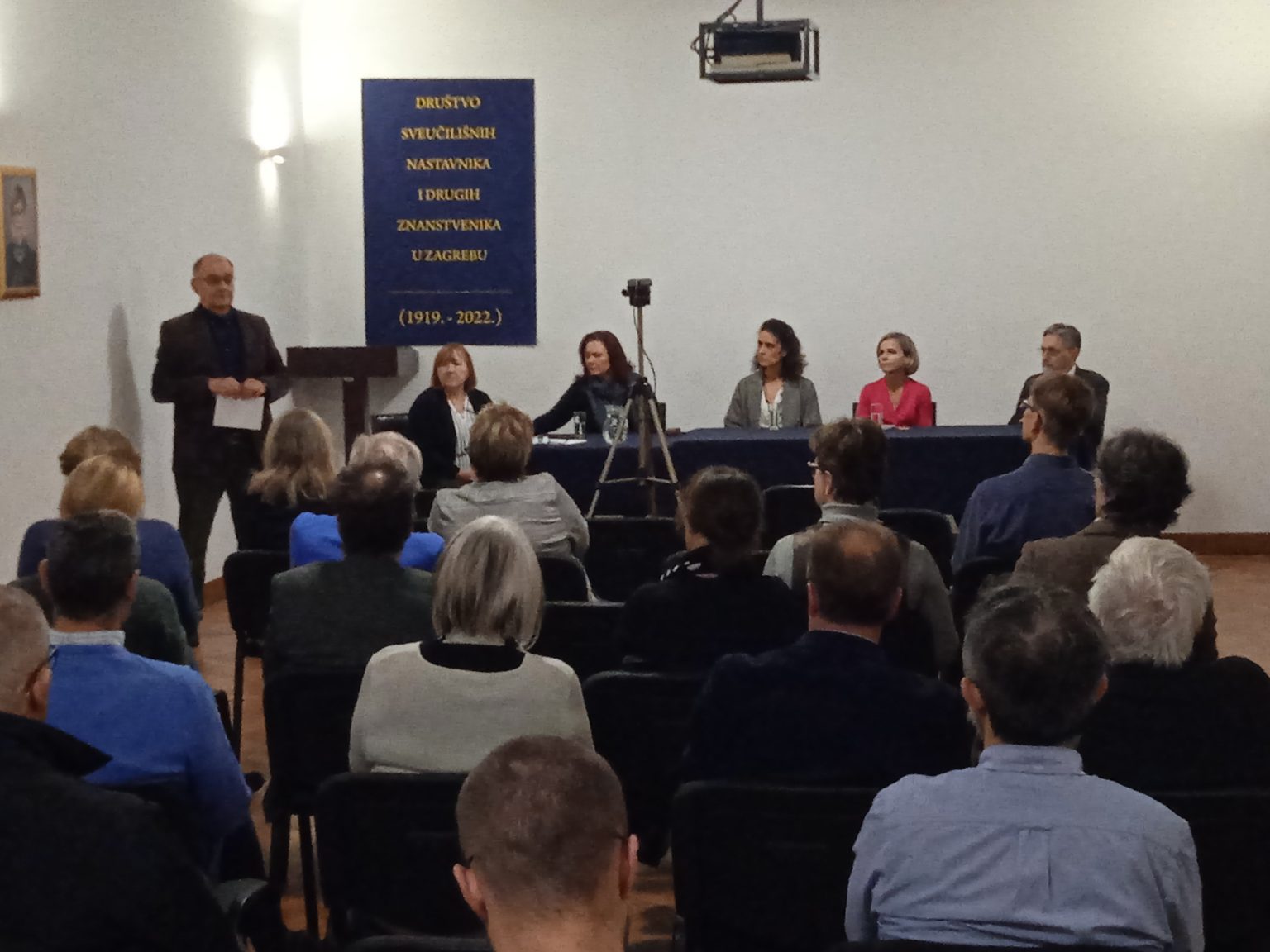 Tribina o vrednovanju u znanosti – Društvo sveučilišnih nastavnika i ...